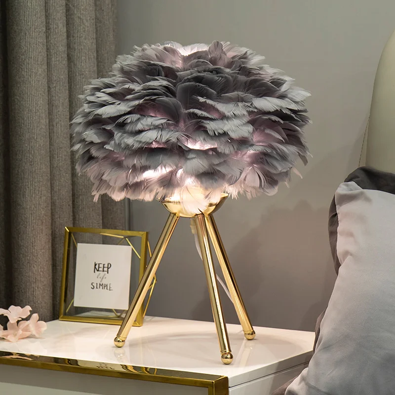 Customized Professional Feather Table Decor Bedroom Feather Table Lamp ...