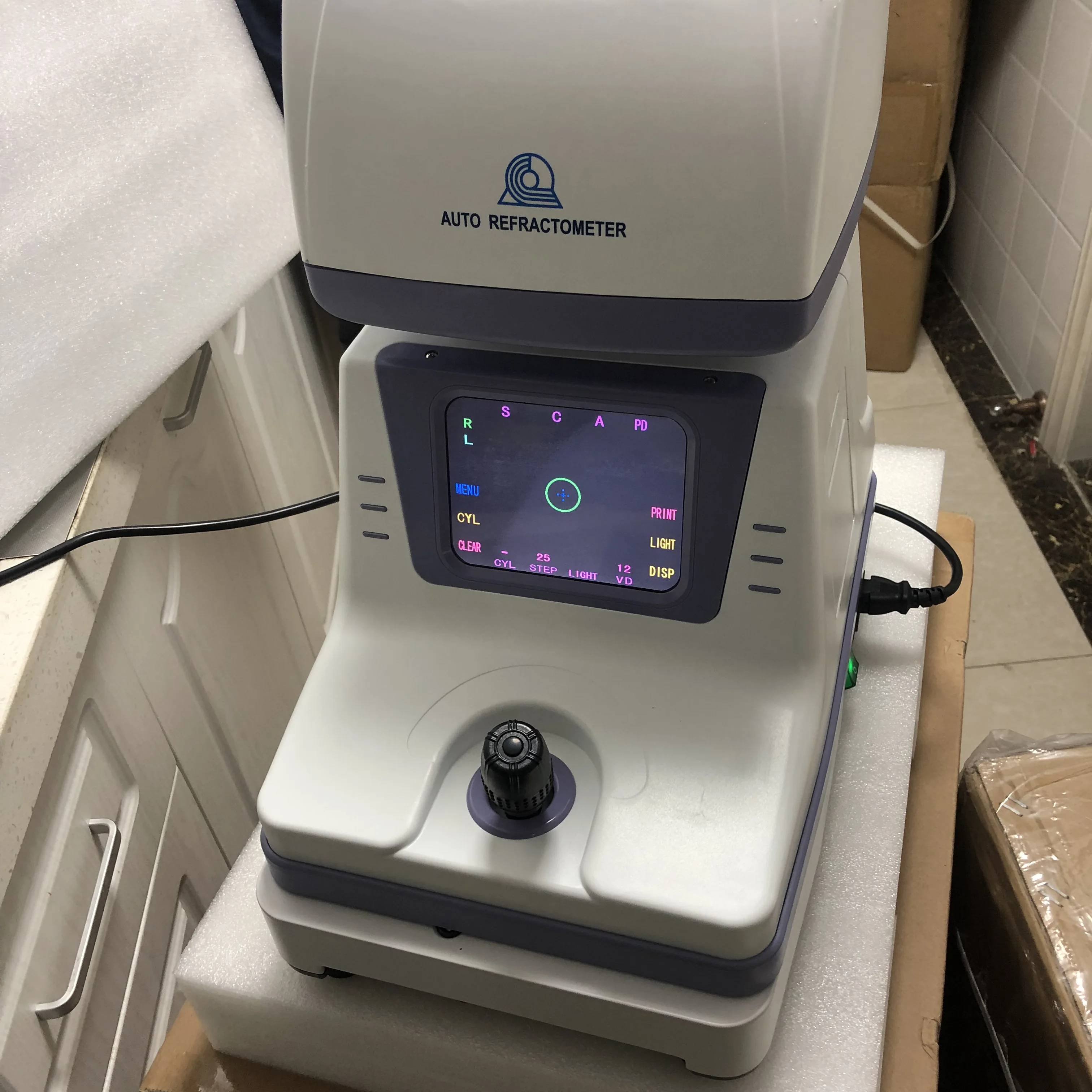 Vowish Auto Refractometer SJR-9900 - High Quality Ophthalmic Refractor