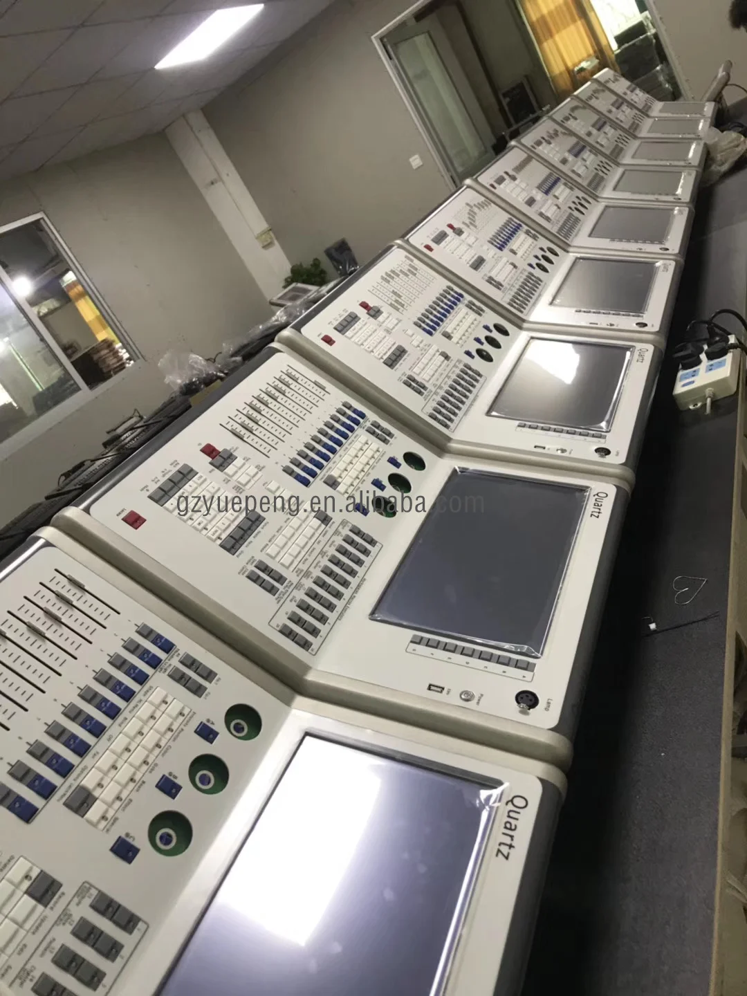 Quartz Dimming Console Stage Lighting Controller I3 I5 I7 9.1 1.3 ...