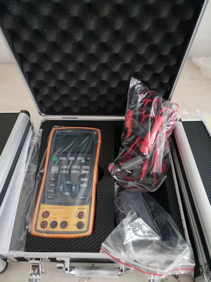 Handheld Digital Portable Multifunction Process Calibrator with 0.02% ...