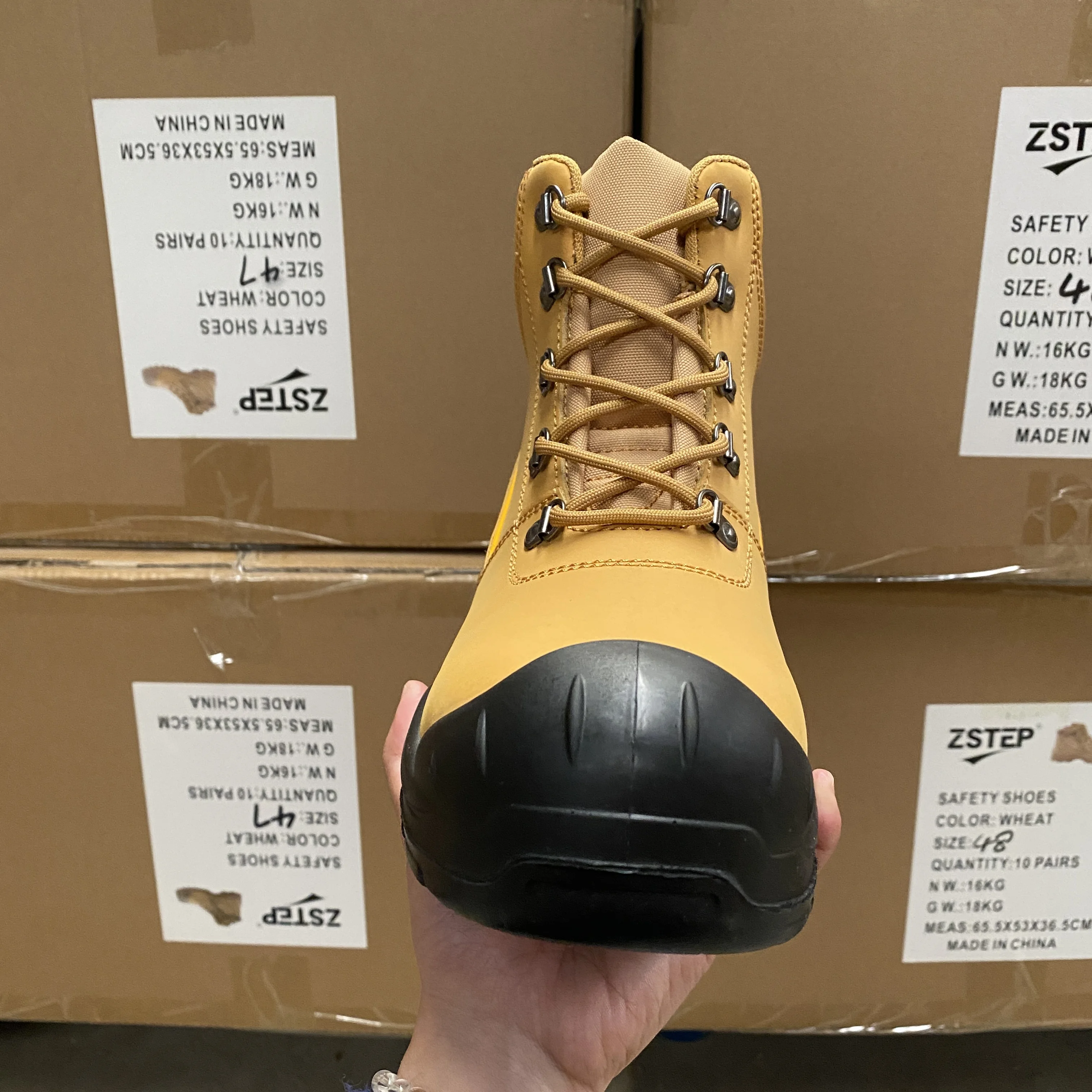 Industrial Safety Electrical Boots with a Waterproof Upper Keeping Feet ...