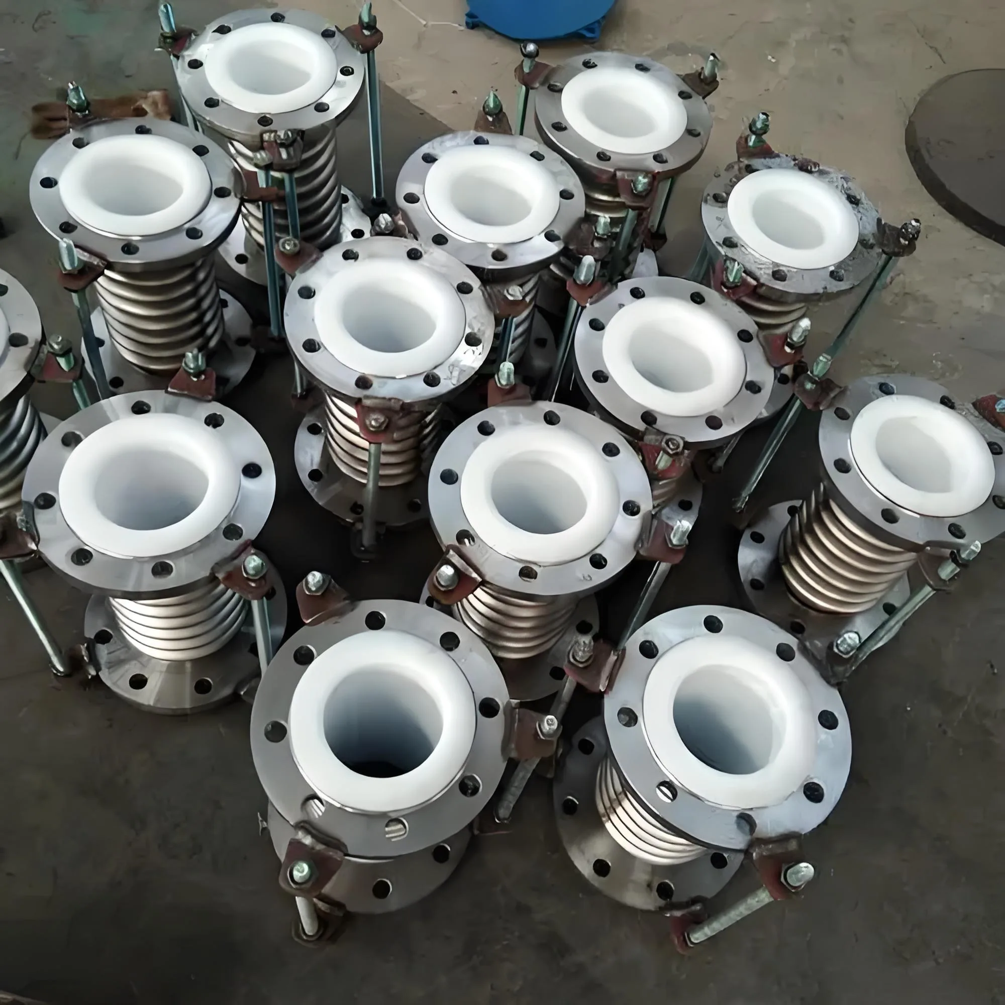Stainless Steel Flange Connected Axial Metal Compensator Full PTFE ...