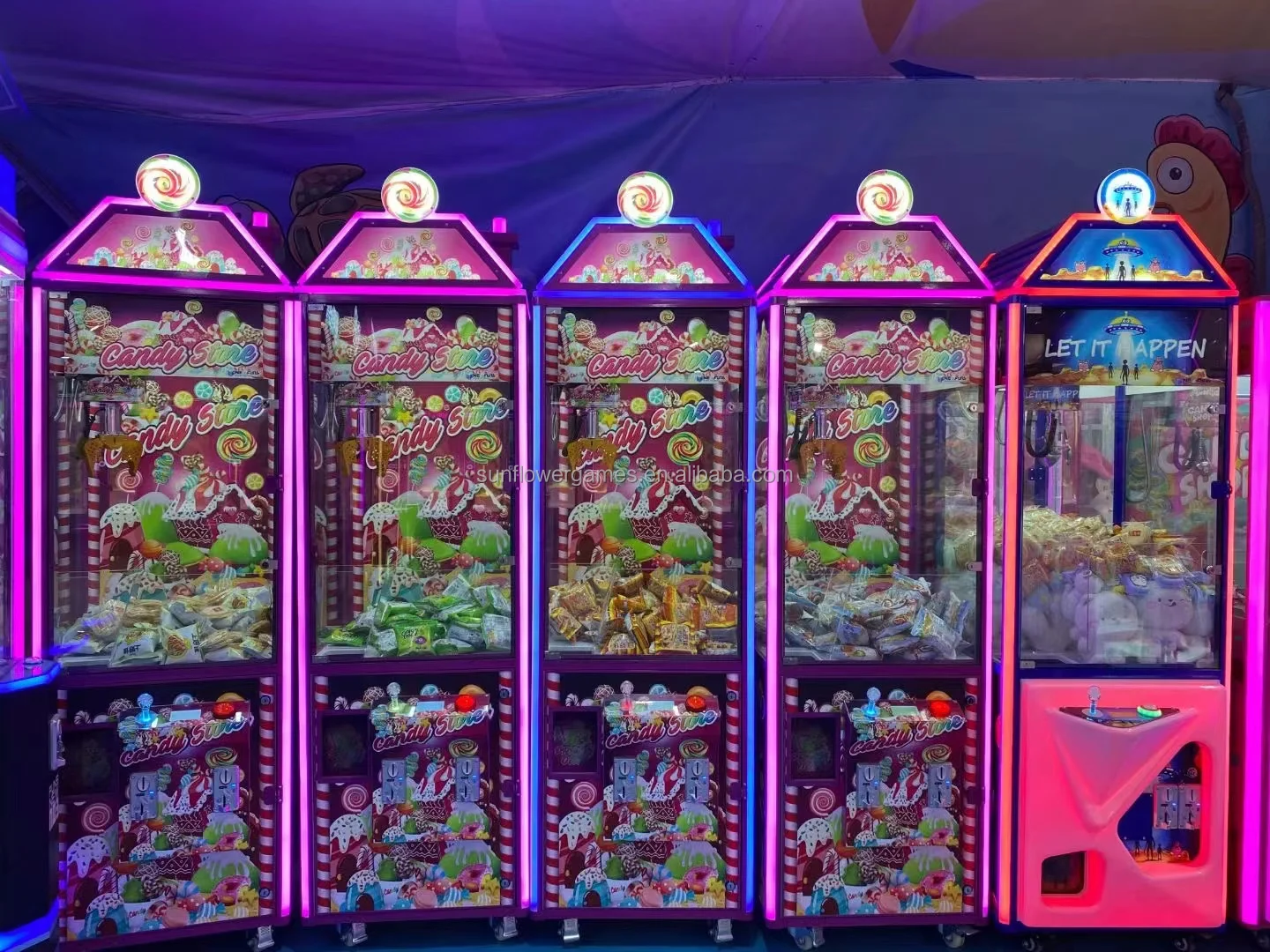 Wholesale Coin Operated Candy Arcade Game Machine Arcade Claw Crane Machine Candy Stone Claw ...