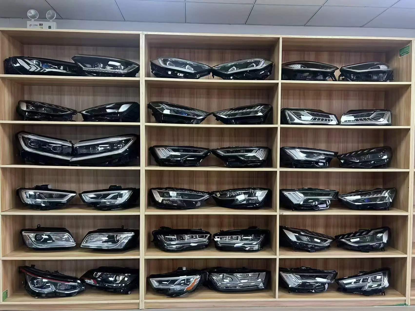 High Quality A6C8 LED Headlights 12V Plug and Play New White 6000K ...