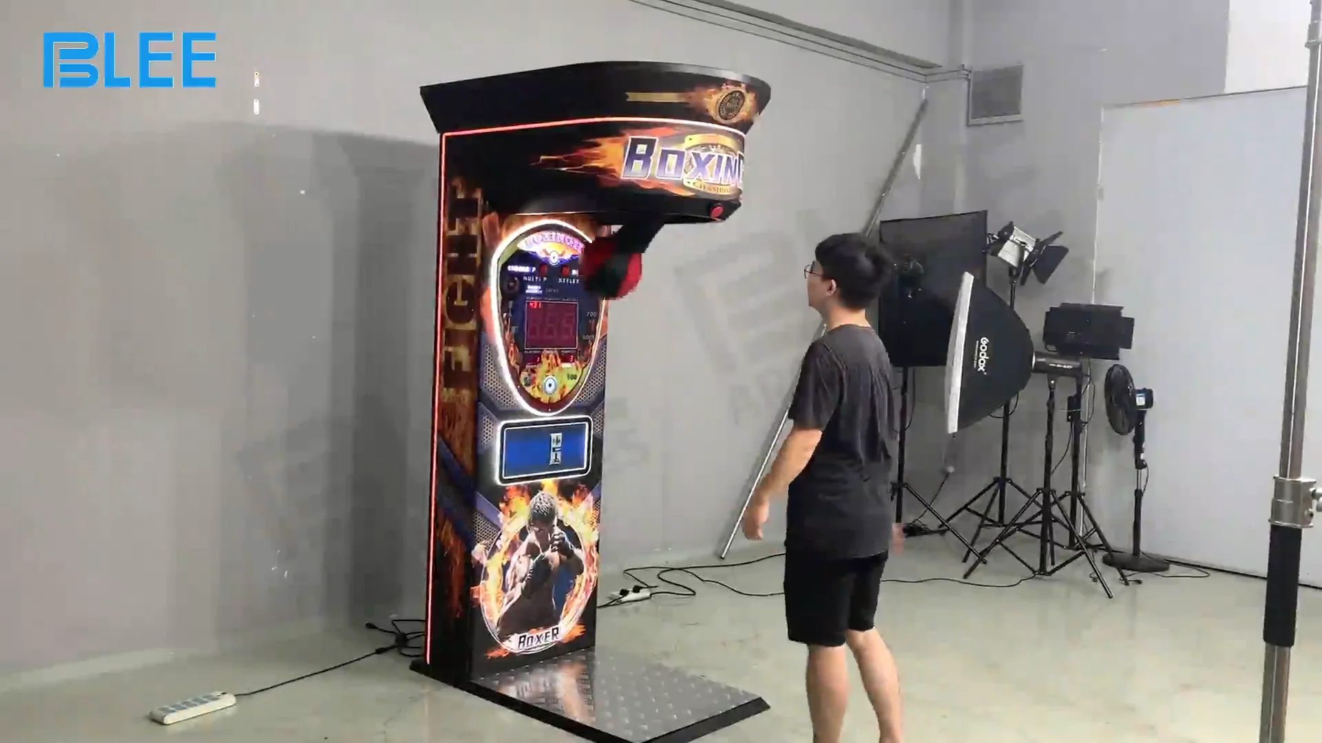Hot Sale Coin Operated Prize Redemption Boxing Machine Arcade Game ...