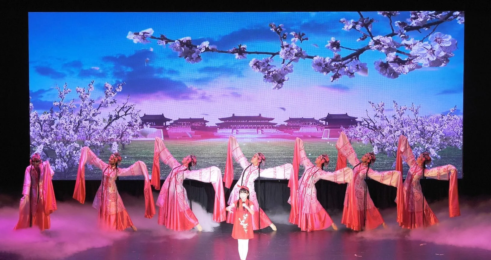 OEM Digital Indoor LED Stage Screen for Church Events