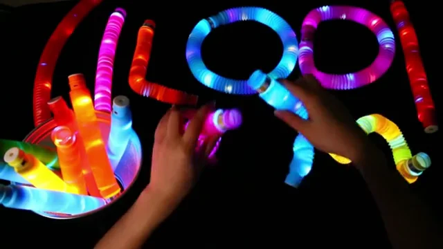 Jumbo Light Up Pop Tubes Fidget Toys Led Glow Tubes Sensory Toys In The ...