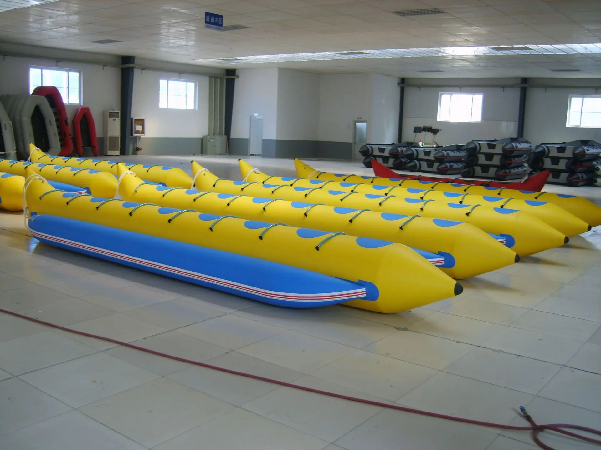 6 Seat Inflatable Banana Boat Water Sport Game Tube 0.6Mm Pvc Banana ...
