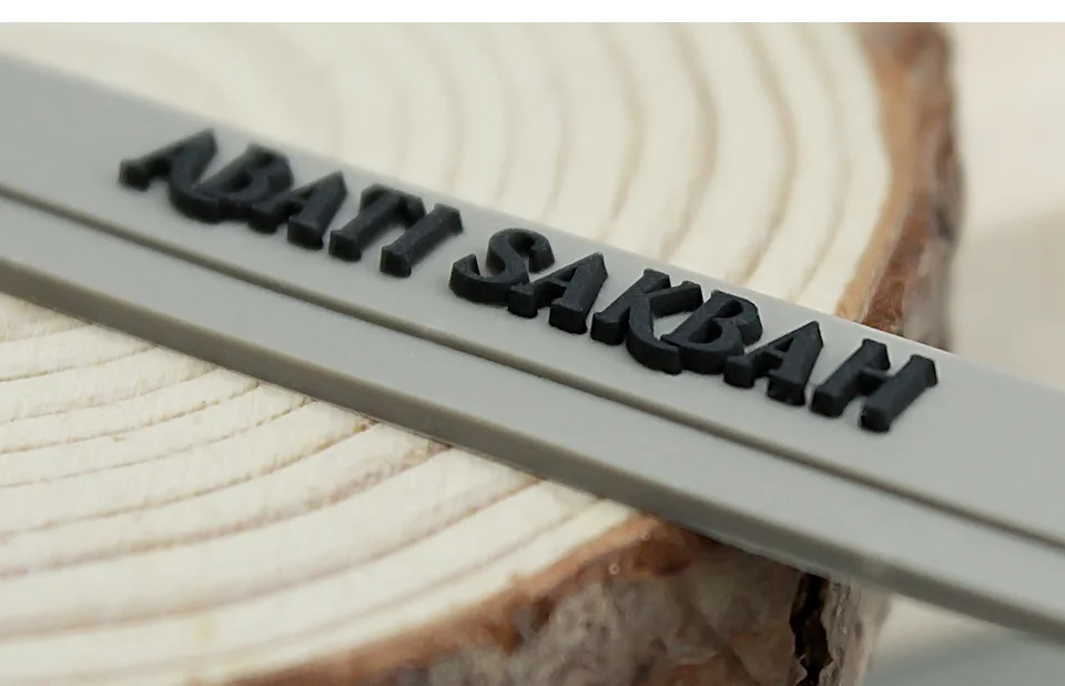 Custom 3D Logo Rubber Side Seam Labels for Garments