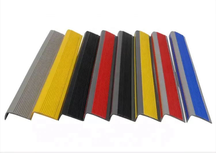 Non-slip Rubber Stair Corner Trim - Durable & Customizable