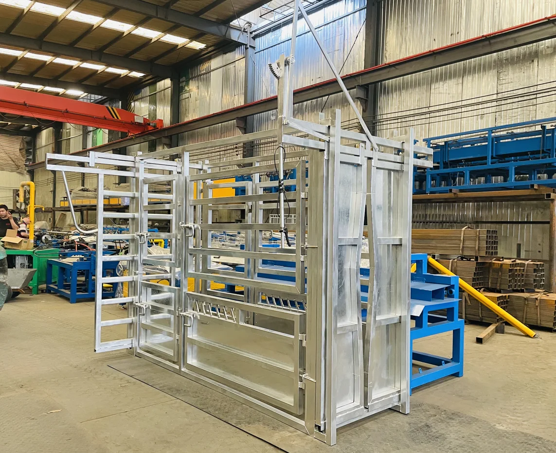 Hdg Mobile Cattle Dip Spray Race Crush With Sliding Gate Head Bale ...