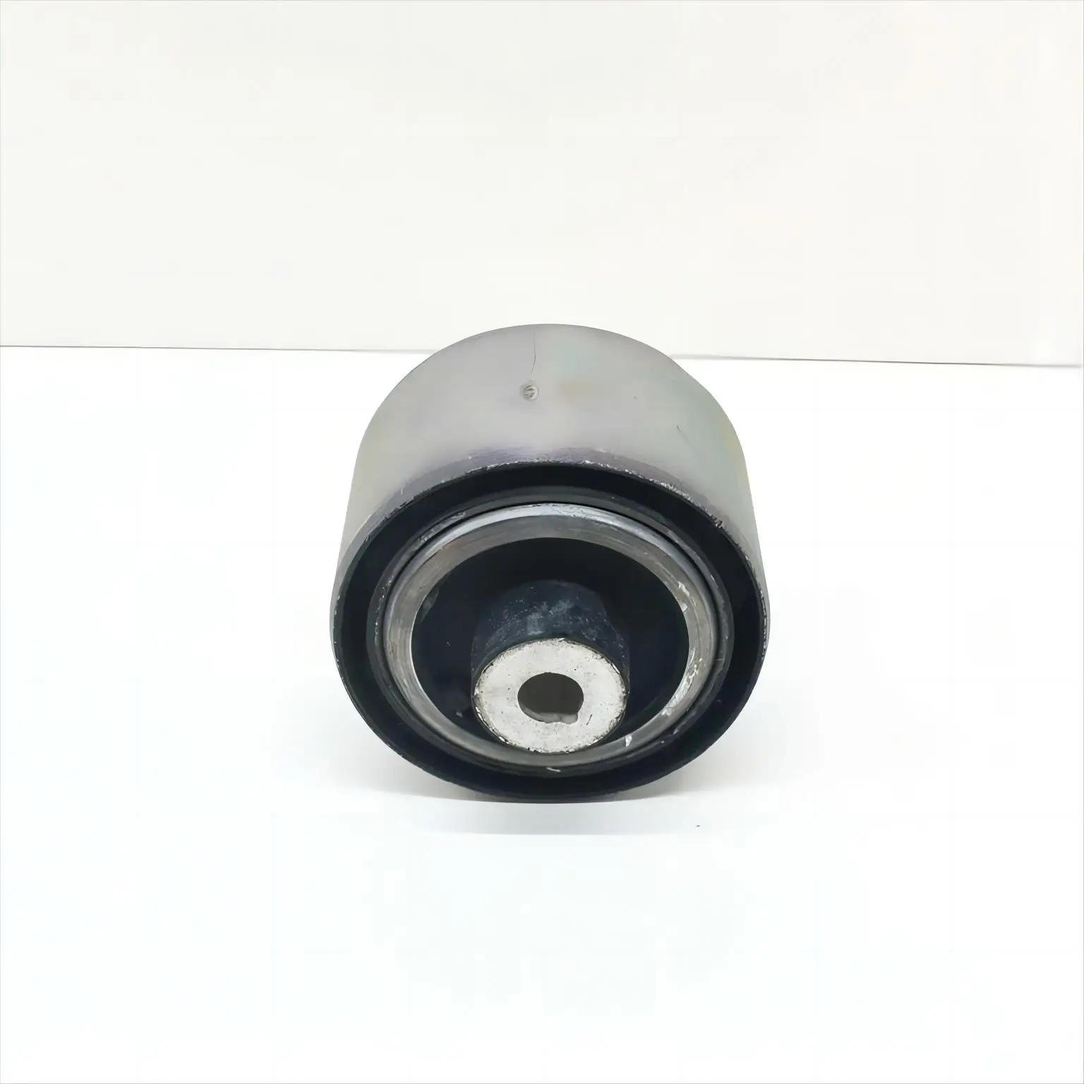 Auto Parts Front Lower Suspension Control Arm Bushing Lr100072 Lr084108 ...