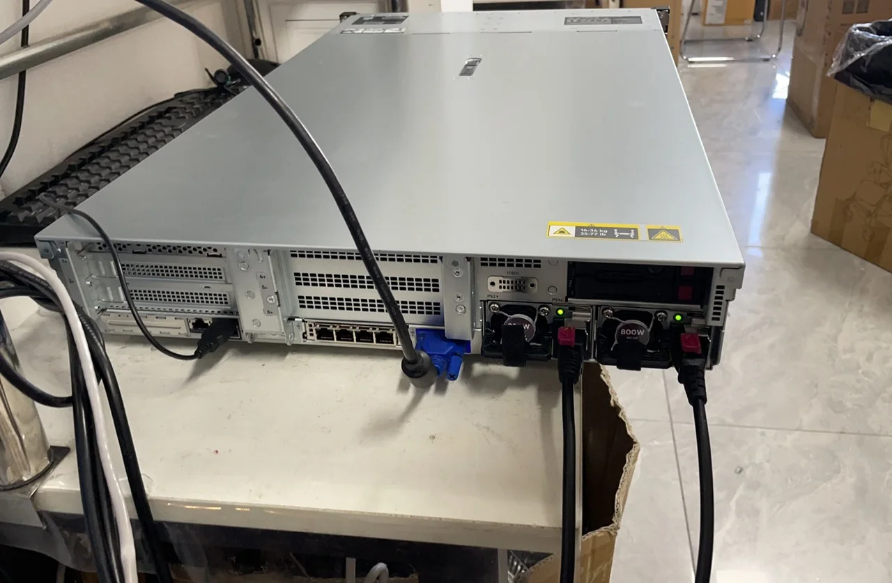 Hpe Server Dl385 Gen10 Plus Server Amd Epyc 7282 8*2.5 64gb P408i-a ...