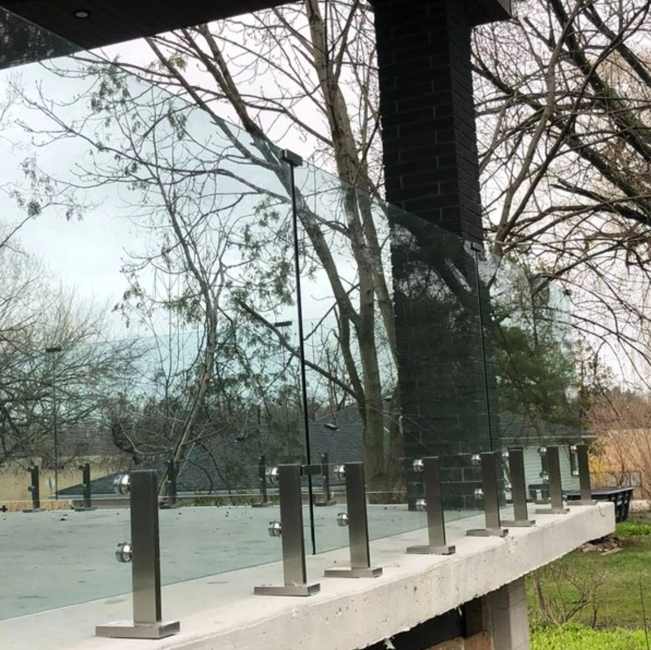 Point Supported Mini Post Pool Fence - Durable & Stylish