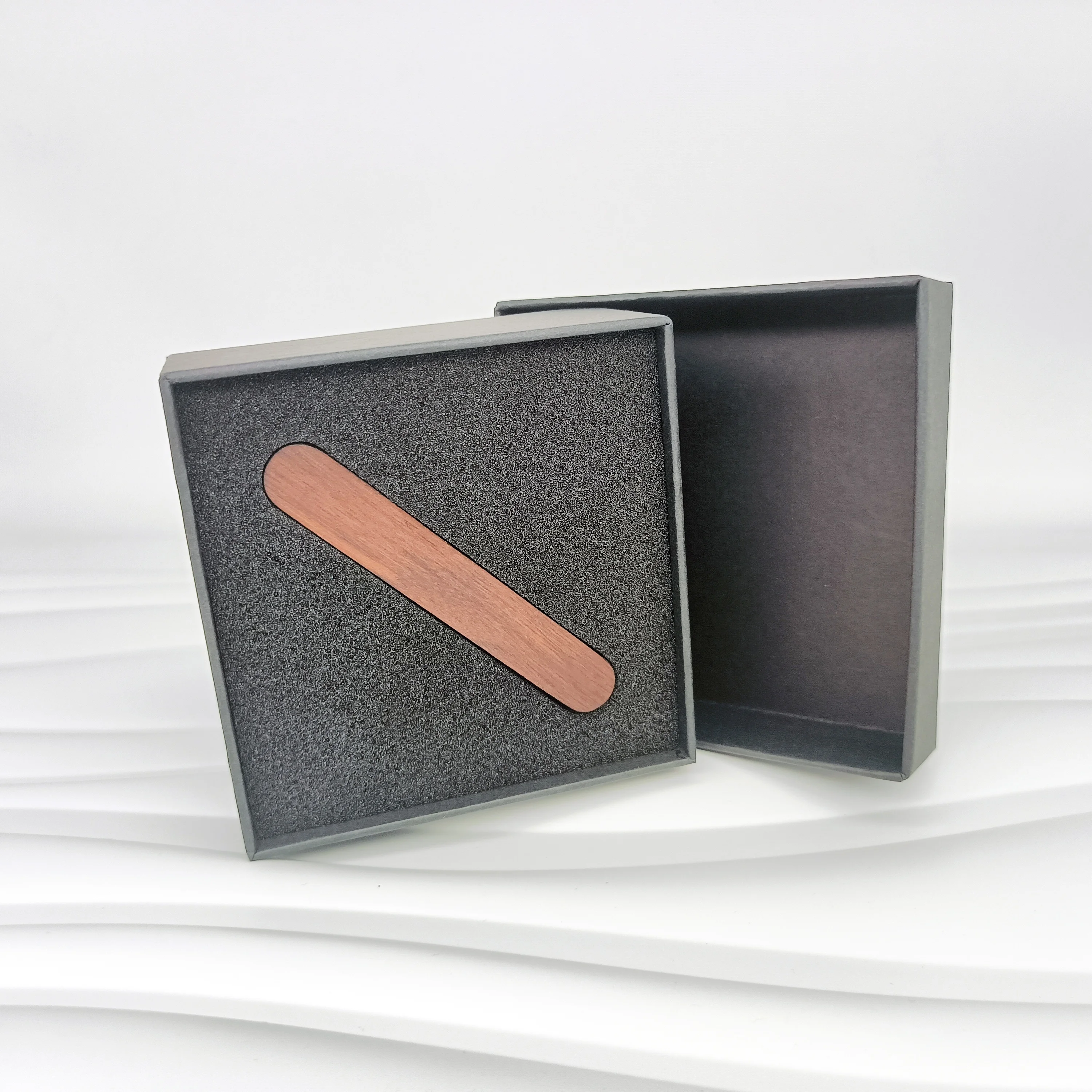 Custom Luxury Wooden Metal Vent Clip Freshener Aromatherapy
