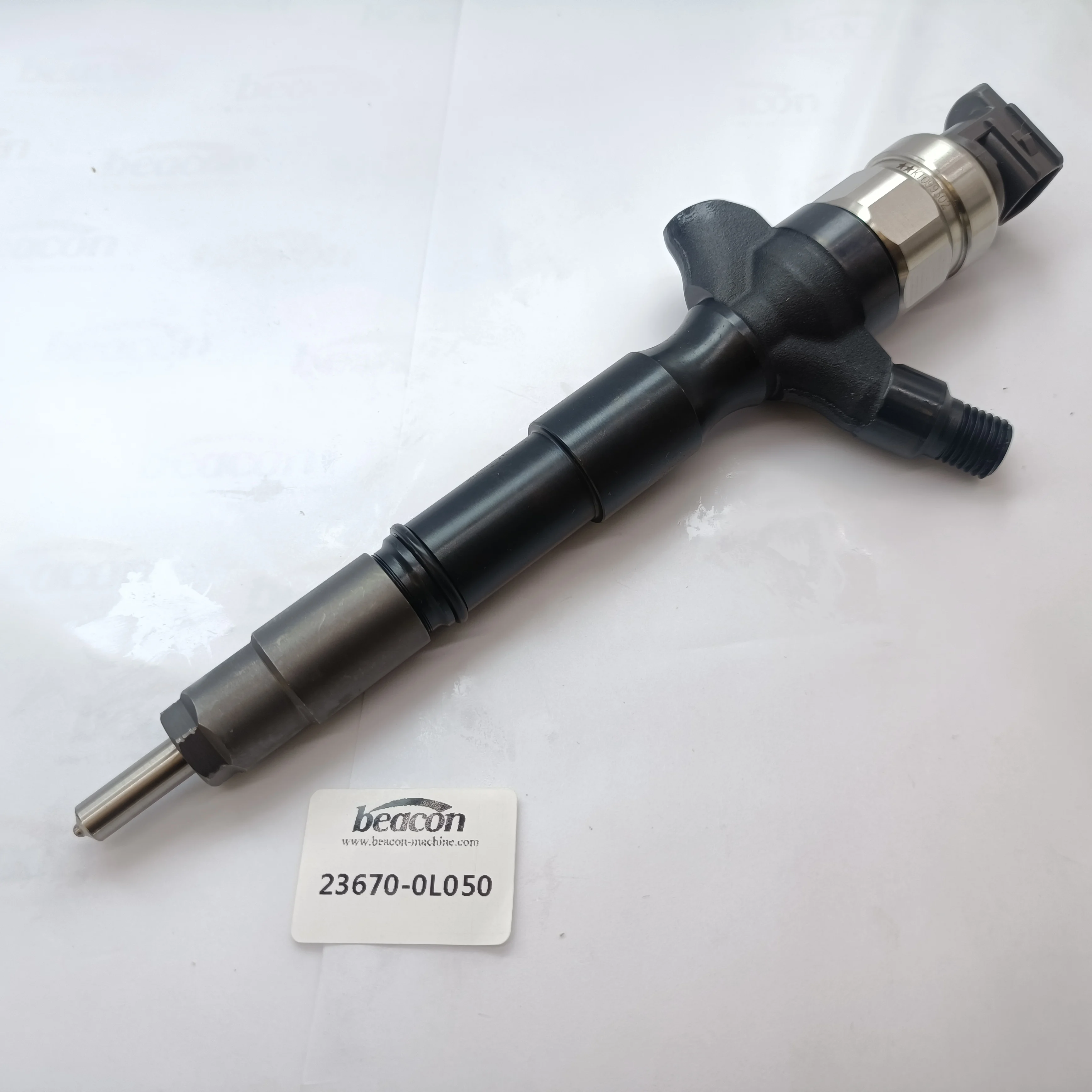 DENSO 23670-0L050 Diesel Injector Sprayer Set for Toyota Hilux