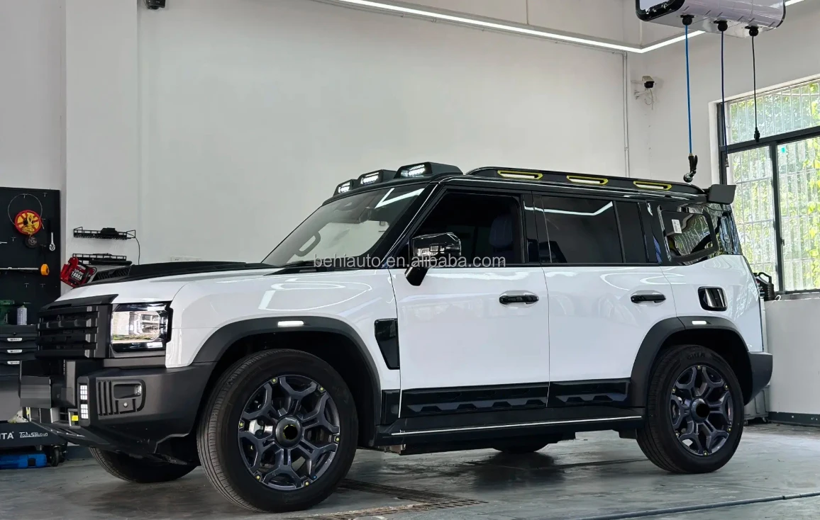 Jetour T2 2025 Body City Hunter Kit with Bumper Side Skirts Spoiler ...