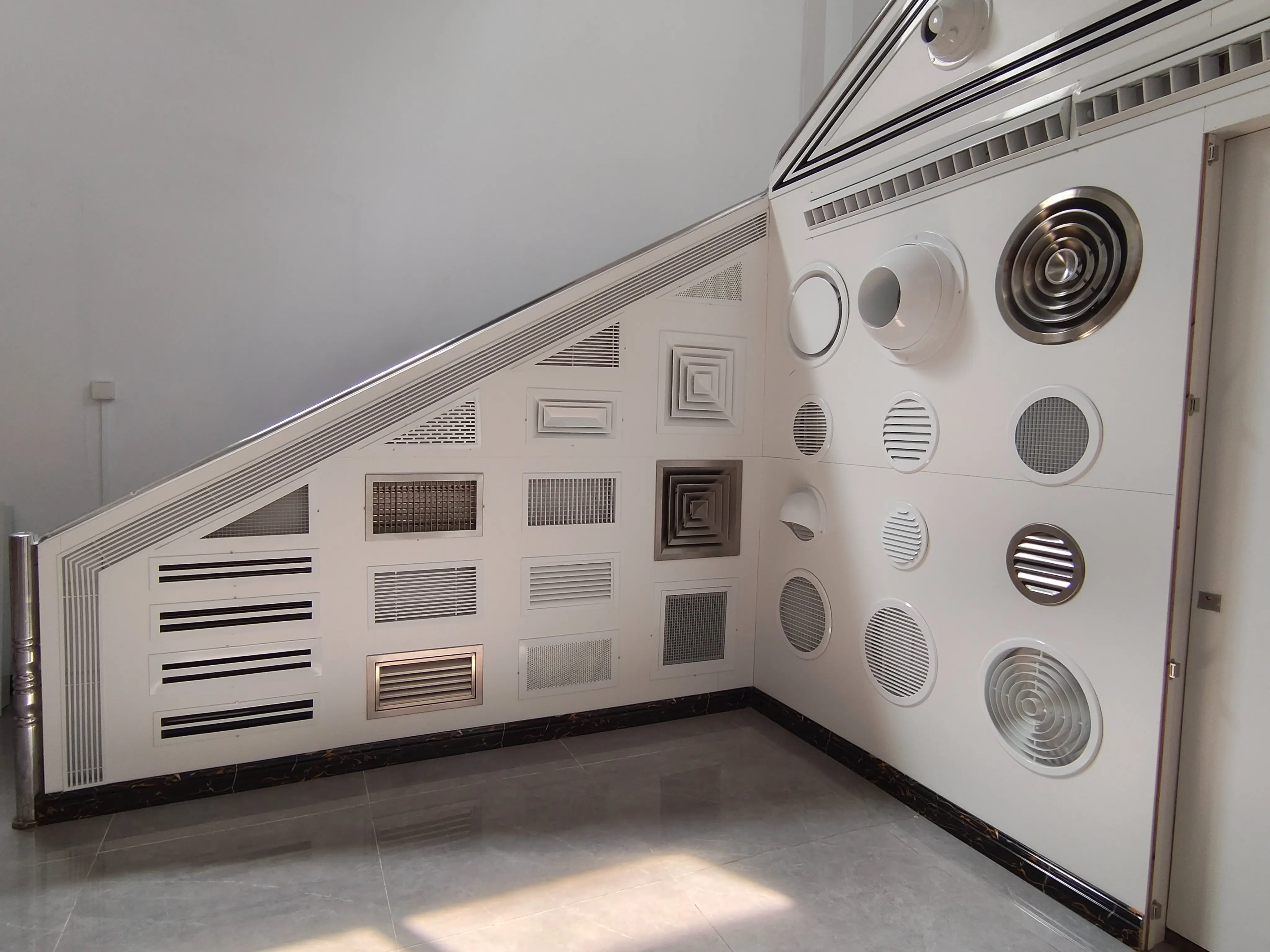 Modern Victorian Design 4-Way Aluminum Louver Air Conditioning Diffuser ...
