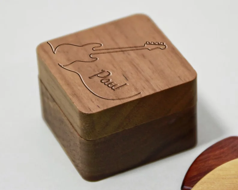 Custom Logo Wood Storage Box for Guitar Plectrum Organizer