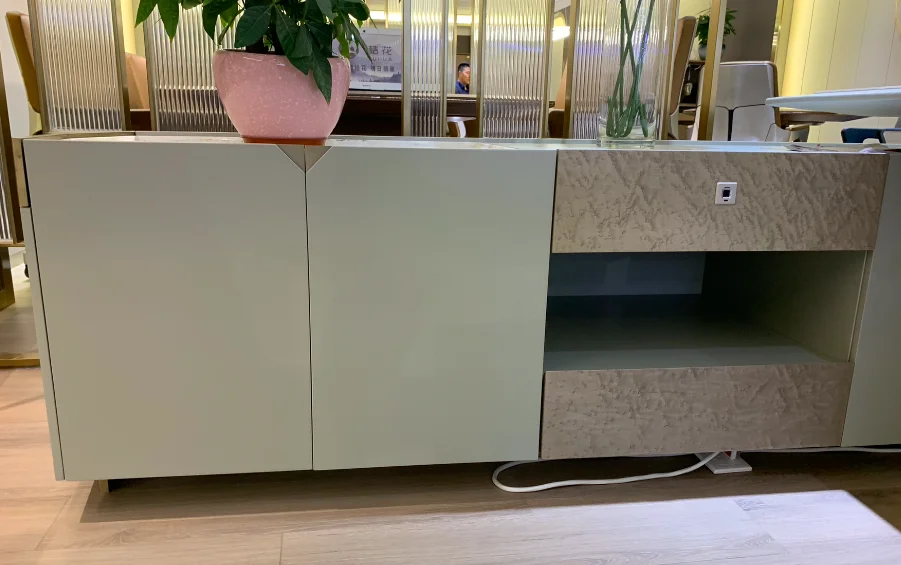 Modern White Executive Office Table - Durable & Stylish