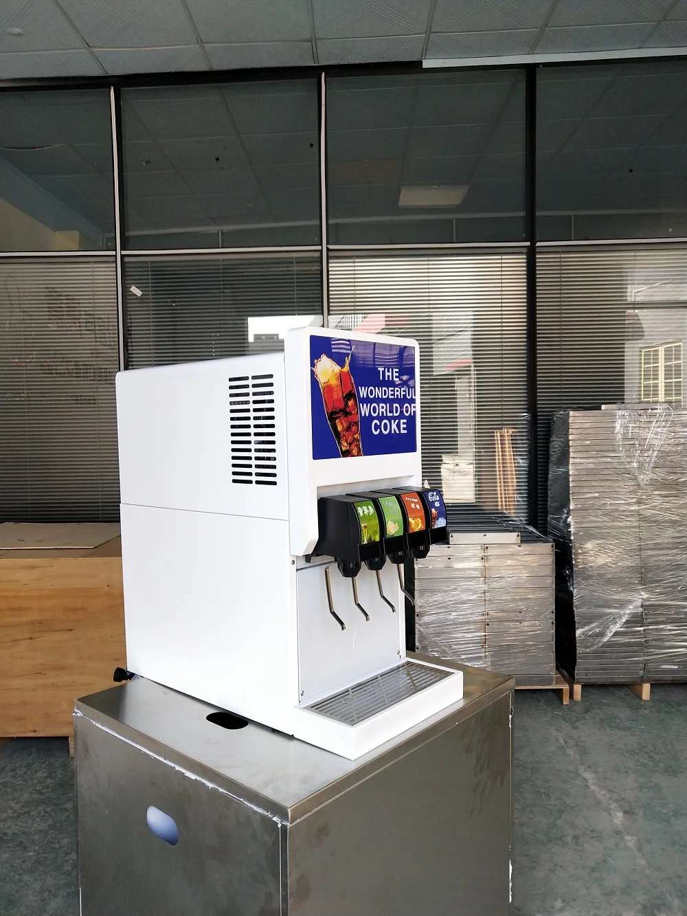 4-valve Carbonated Lemon Flavored Soda Machine - YINSHUO