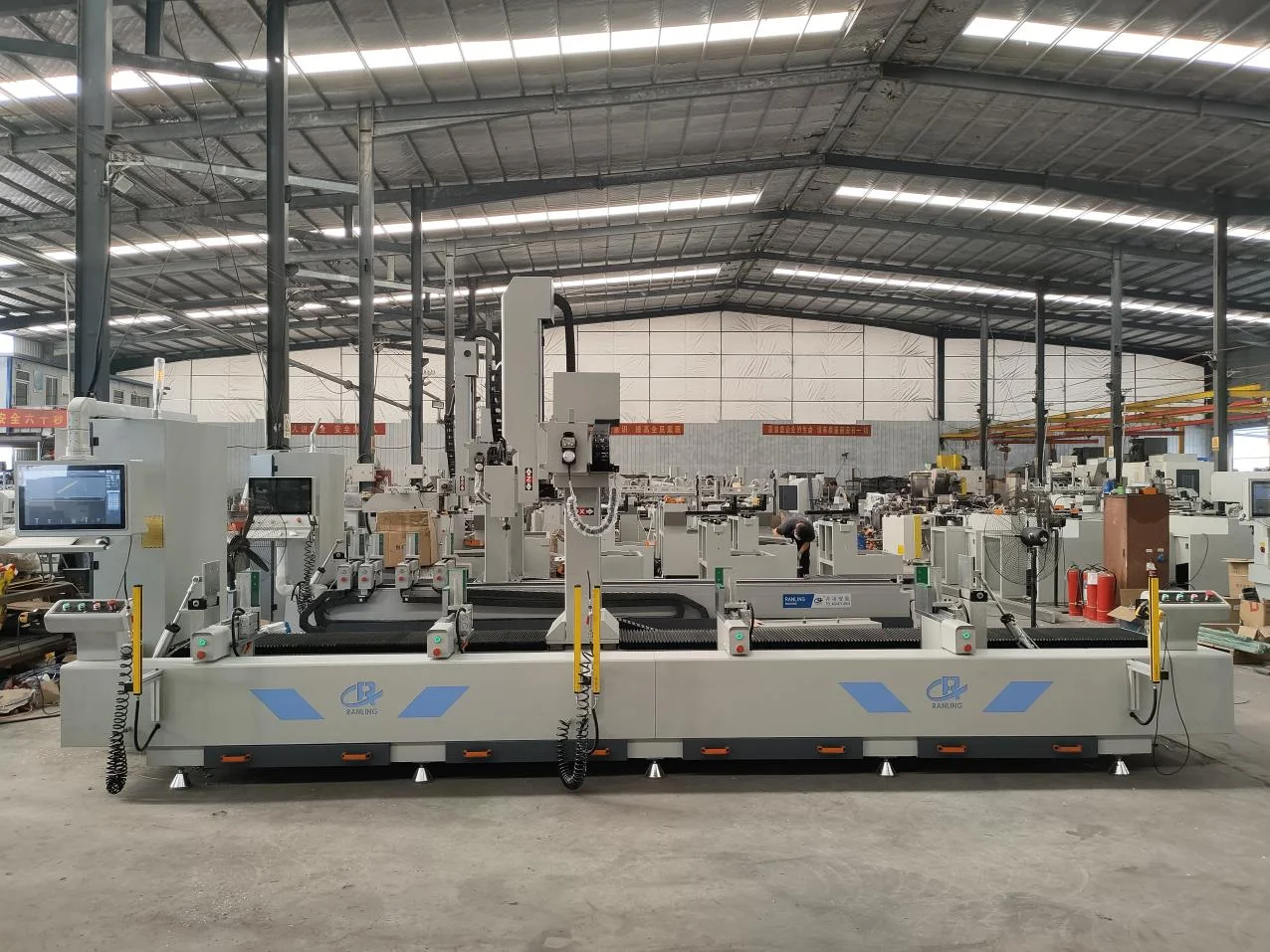 Automatic Cnc 4000mm Tools Changing Aluminum Doors And Windows,Cnc High ...