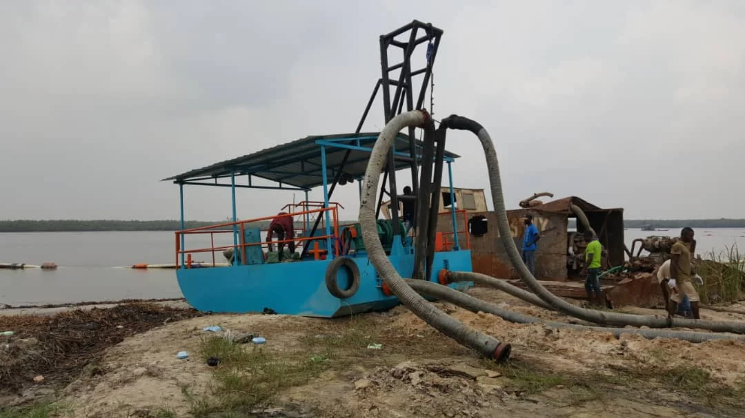 Portable Dredge River Cleaning Machine For Small Dredging Equipment ...