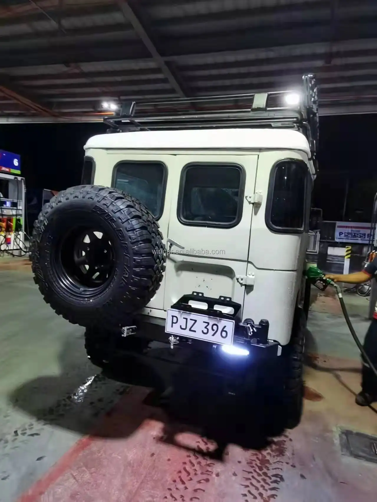 New Design Front Bull Bar for FJ40 - Durable & Stylish