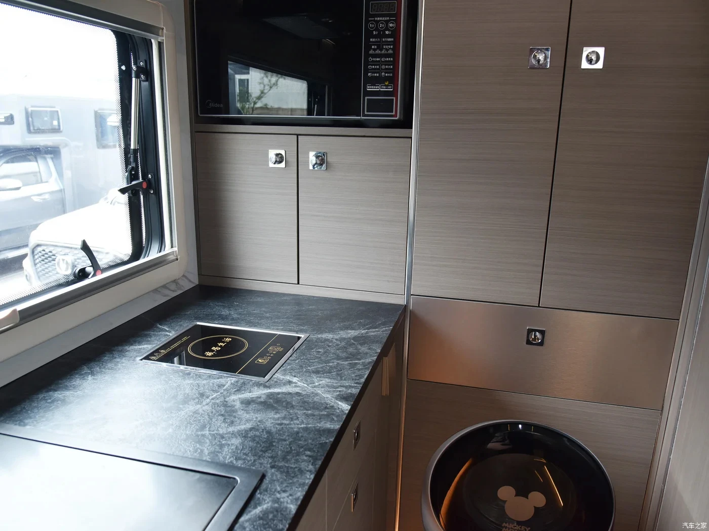 2023 Caravan Chinese Pickup Truck Camper New Family Ride On 6 Seats Pop ...