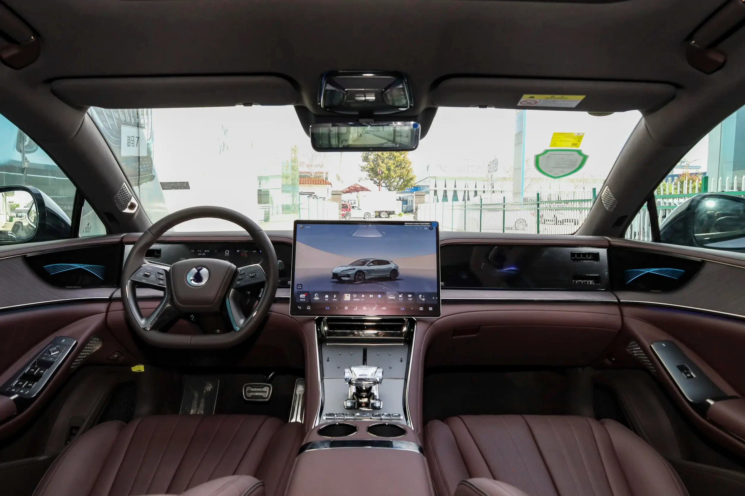 BYD Denza Z9GT DM PHEV 2025 - Luxury Hybrid Hatchback