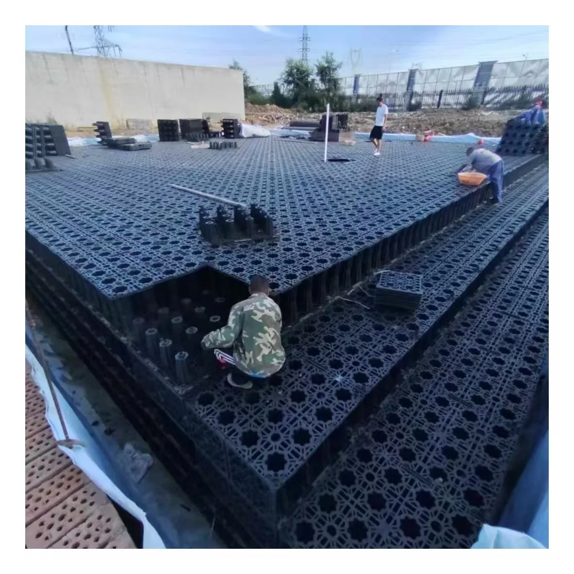 Underground modular rainwater infiltration detention tank for surface ...