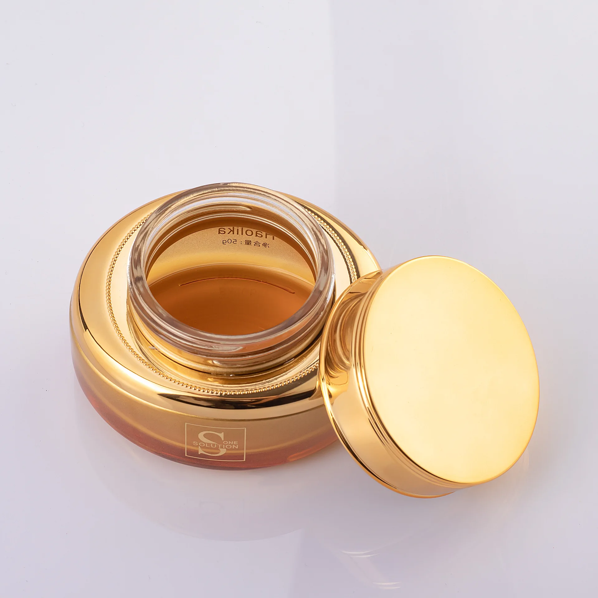 Elegant Cosmetic Packaging - Premium Glass Containers