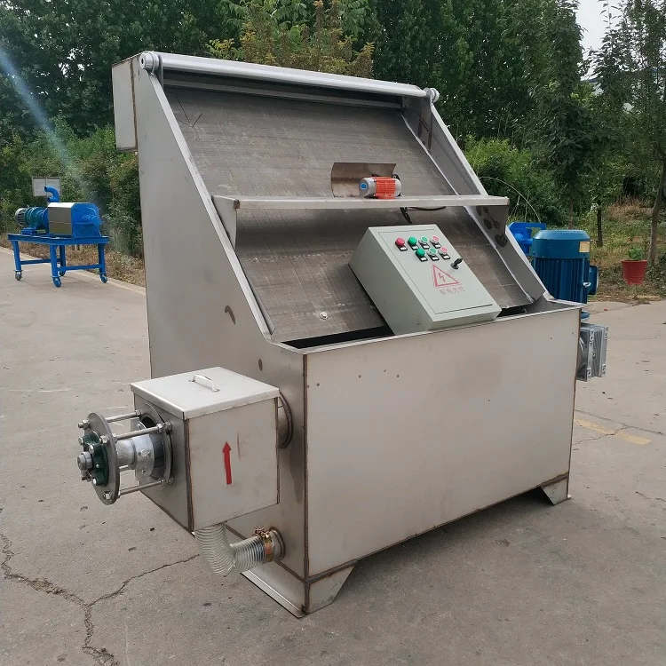 Inclined Screen Solid-Liquid Separator for Farm Manure