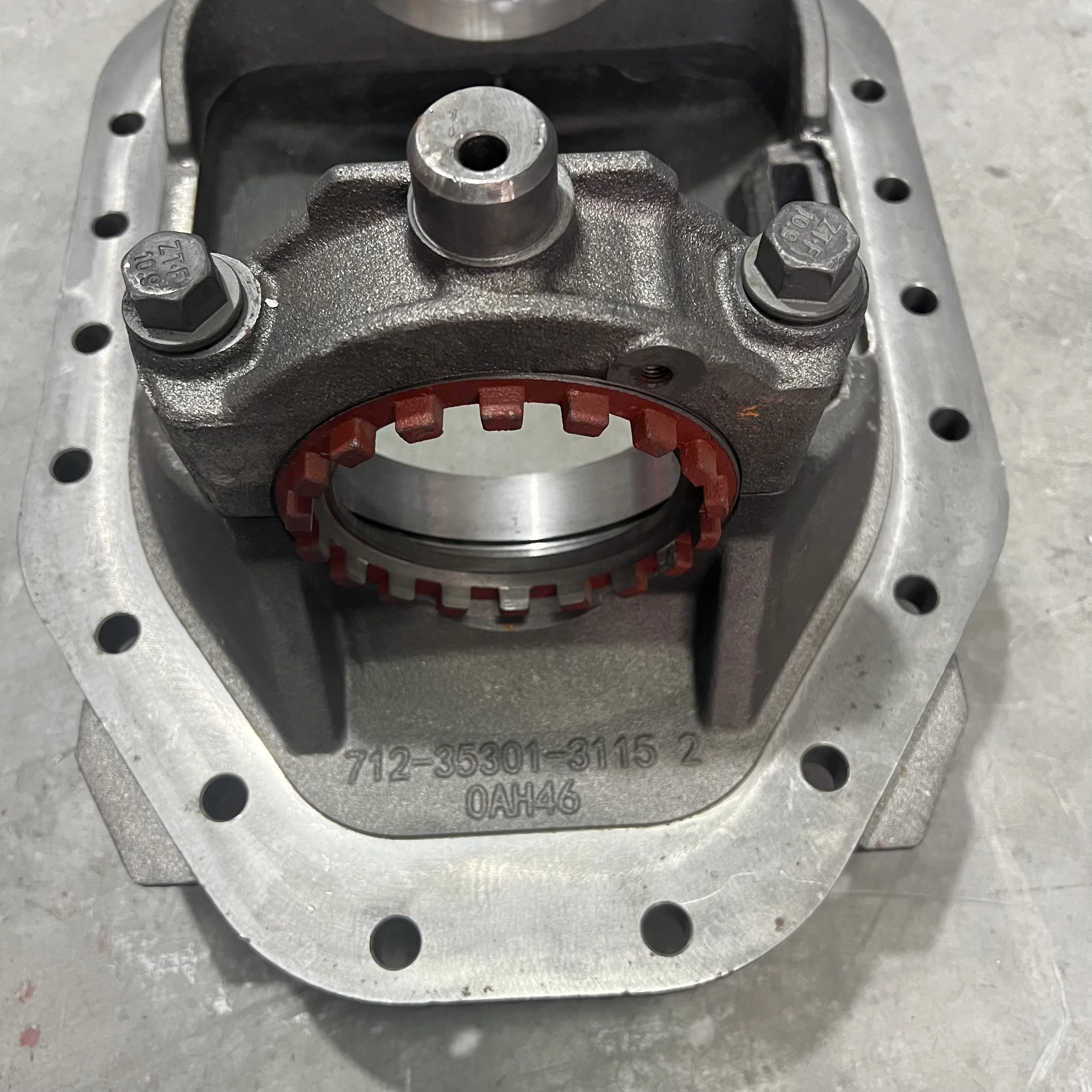 SINOTRUK HOWO Rear Axle Mainreducer Housing Assembly