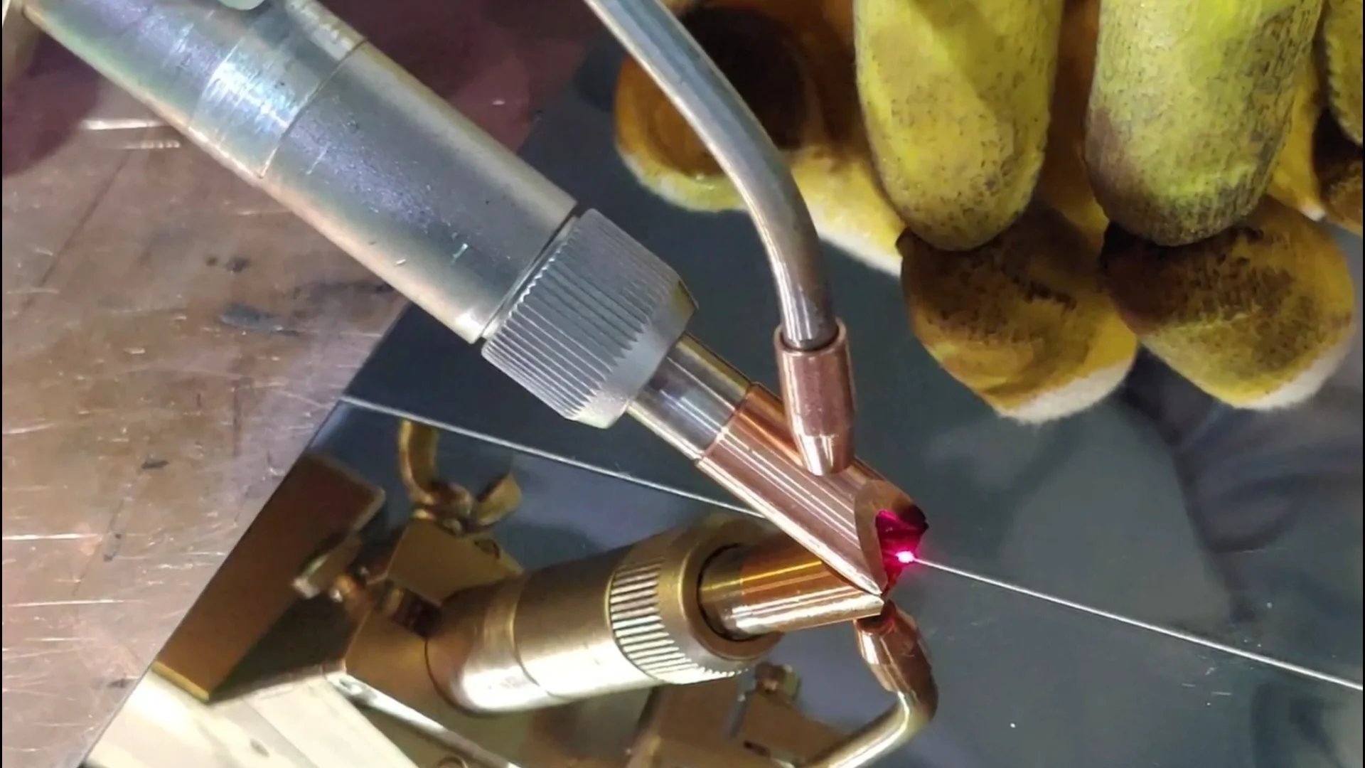 Handheld Spot Welder Laser Handheld Portable Mini Spot Welding Machine ...