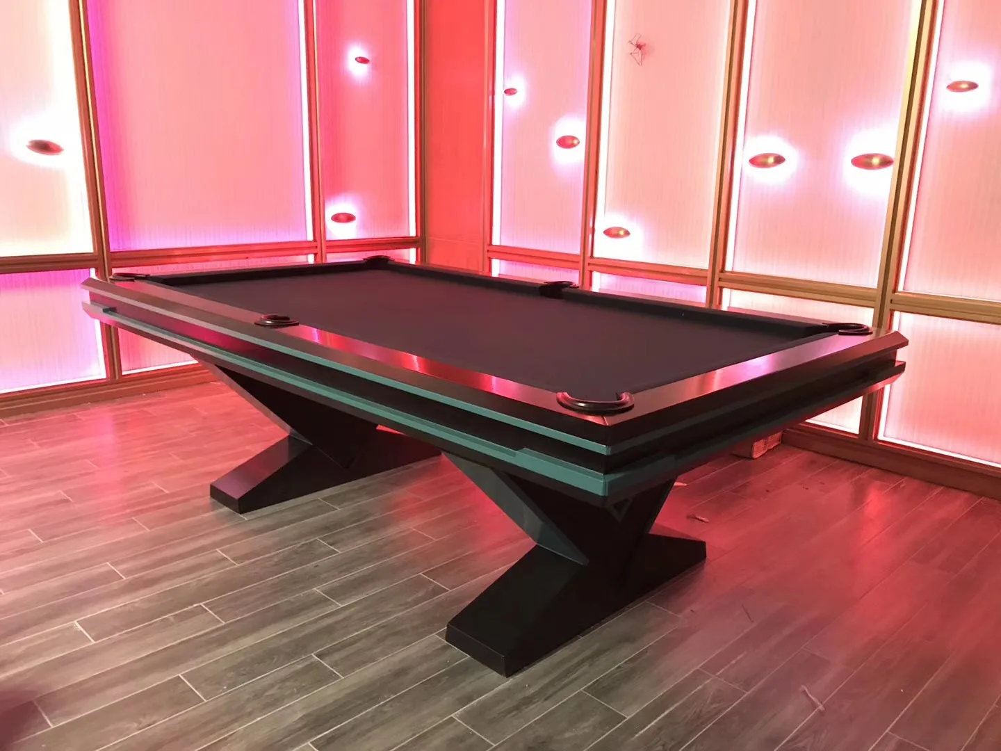 Guangzhou Outdoor Snooker & Billiard Balls Canadienne Style Billiard ...