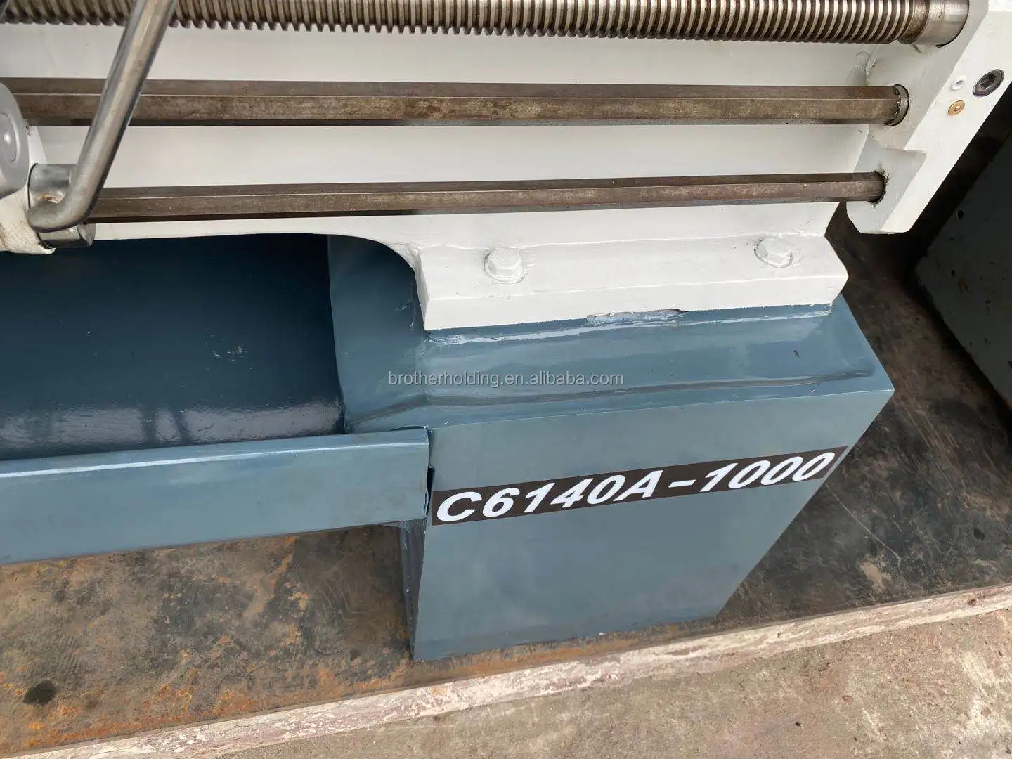 Used 6140 Manual Lathe Machine C6140A X 1000 Mm - Medium Duty