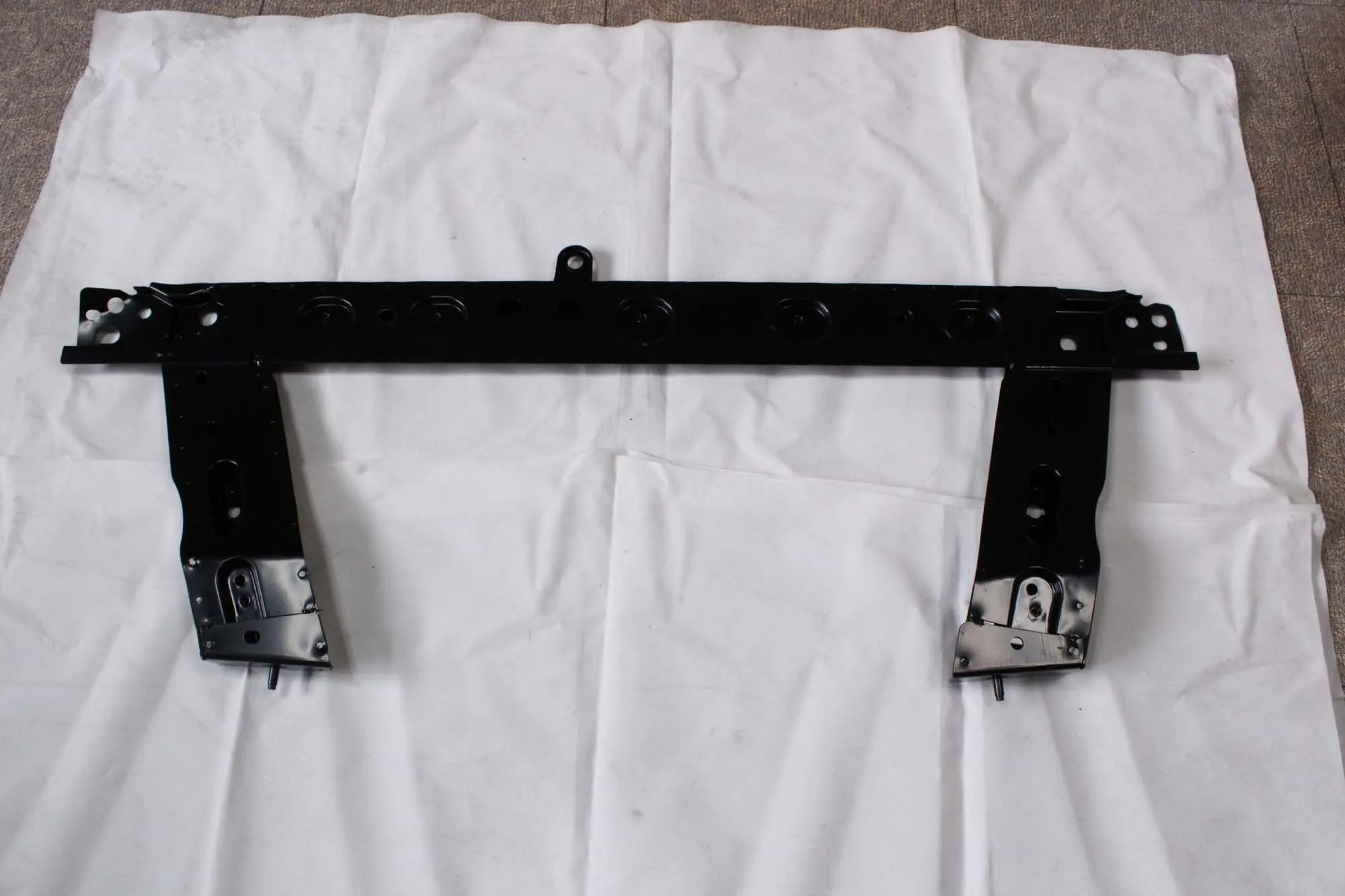 Renault Clio MK3 Front Subframe Radiator Support VA789