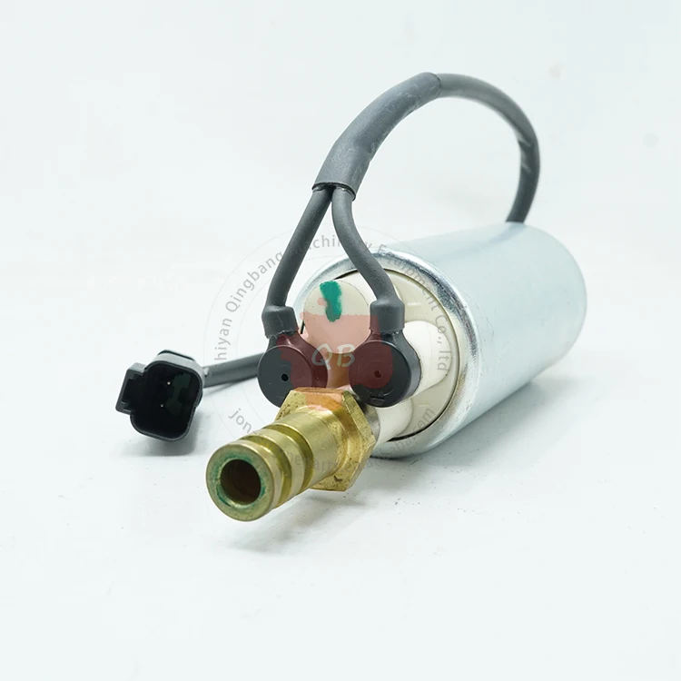 中国发电机零件康明斯qst30泵5593523 5483862燃油输送泵套件4975617