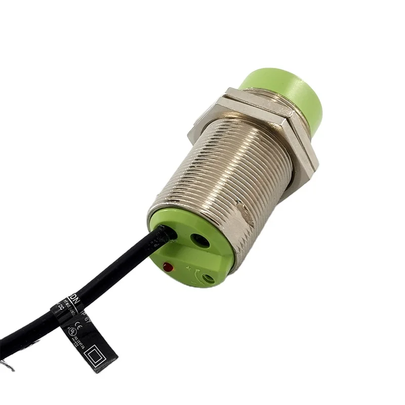 CR30-15AO Proximity Sensor - 15mm Sensing Distance AC240V