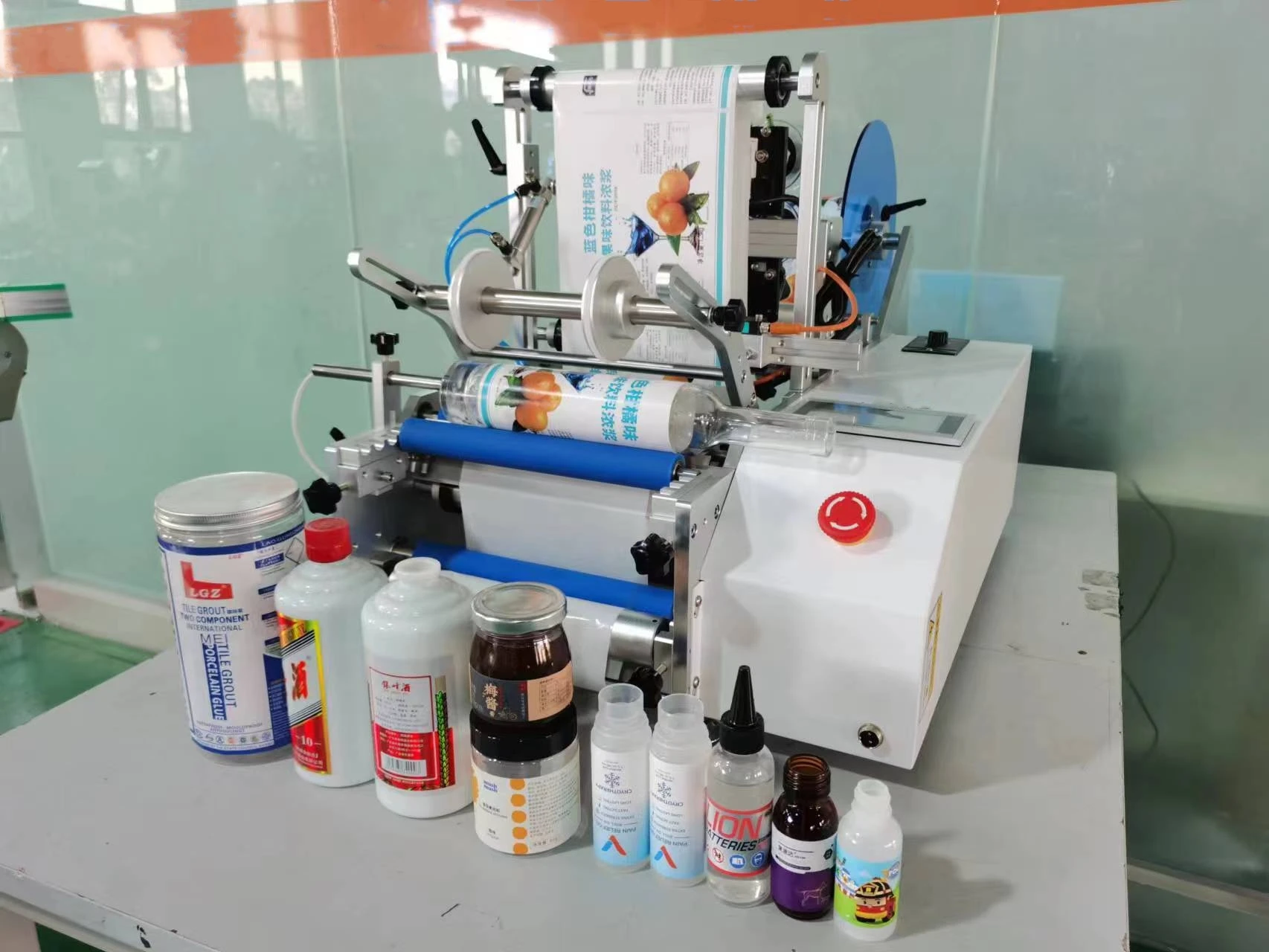 Labeling Machine For Plastic Bottles Water Bottle Labeling Machine ...