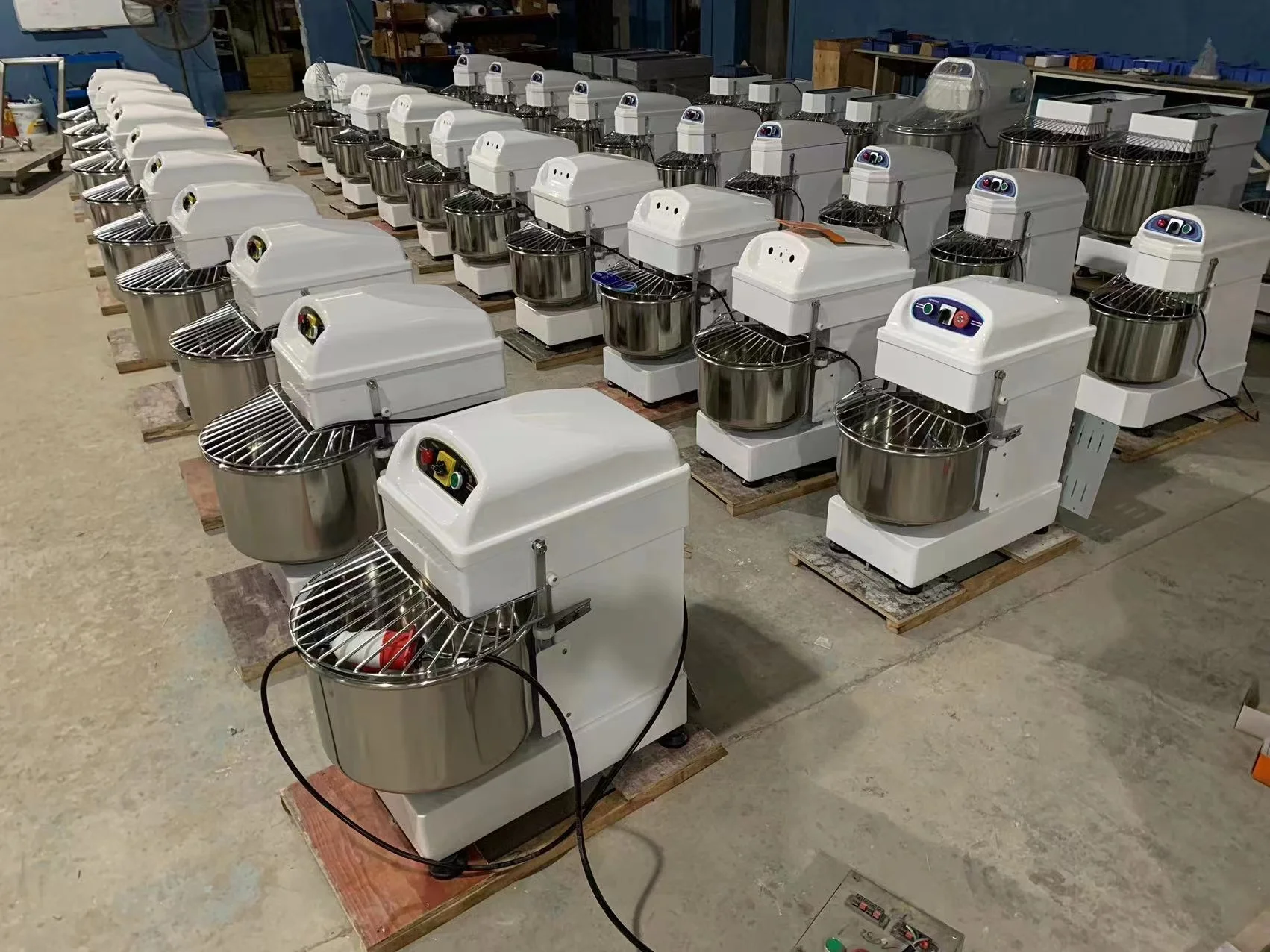 Commercial Kneader Pizza Dough Bakery Flour Commercial Mixer Machine ...