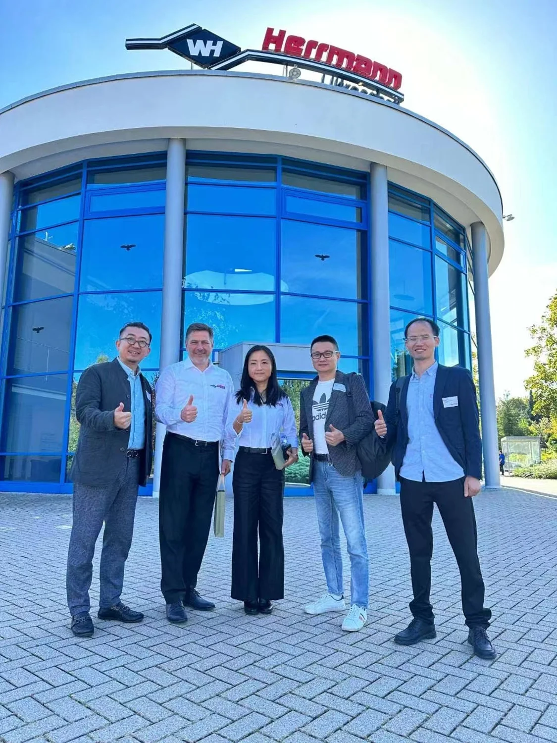 2600W CGSONIC Ultrasonic Plastic Welding Machine 20kHz Fast Charging ...