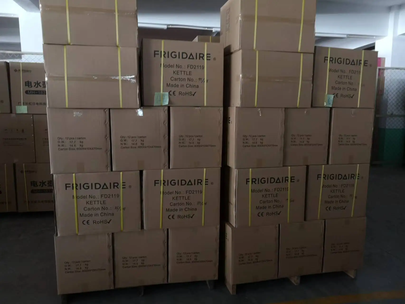 Zhongshan Factory Made Stainless Steel Cordless Electric Kettle With ...