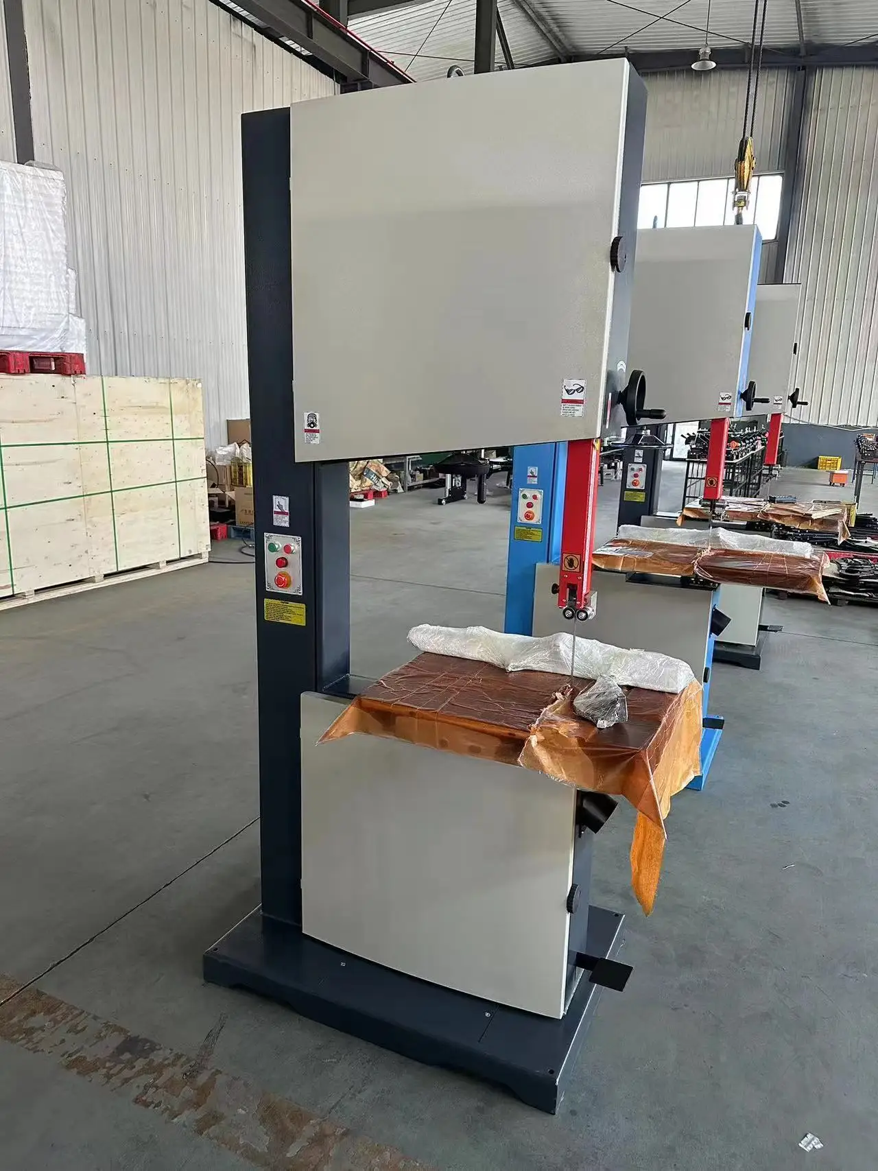 MJ347E Woodworking Band Saw - High-Accuracy Cutting Machine