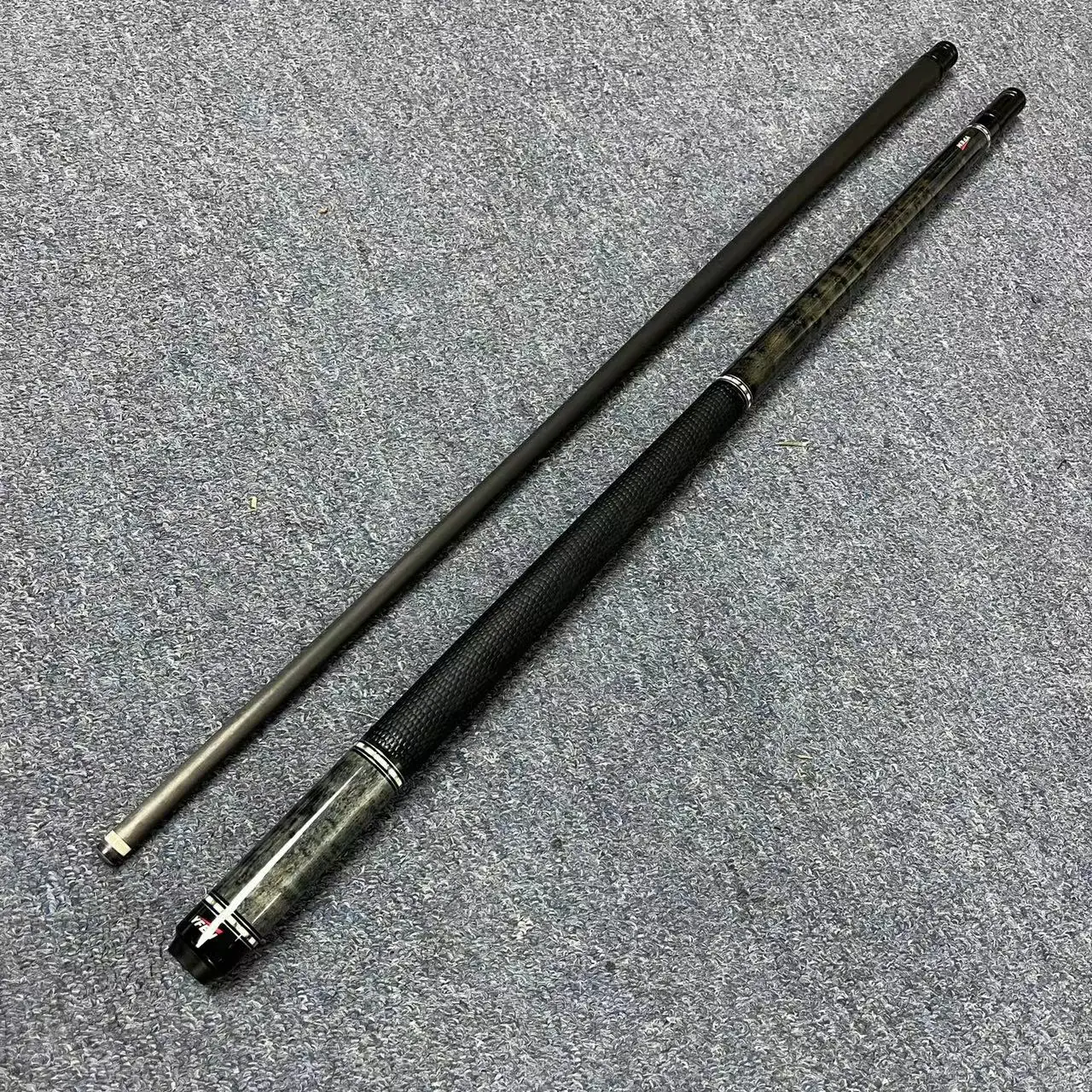 Stylish High-Tech Yfen Carbon Fiber Shaft Pool Cue Stick
