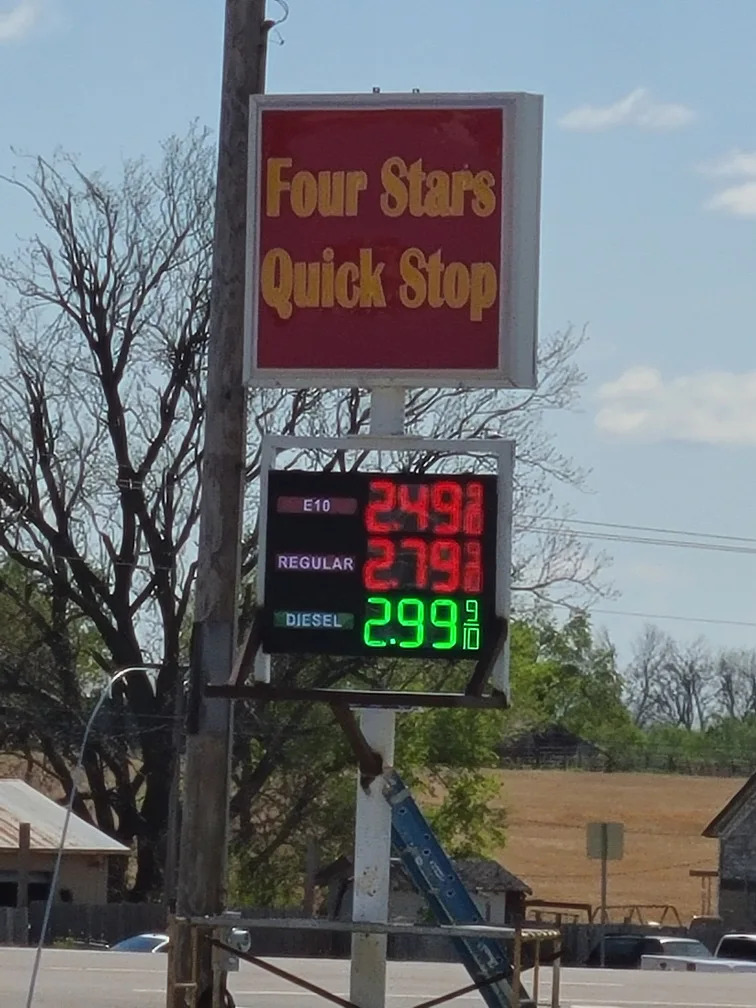 Double Side Fuel Price Sign - LED Display for Gas Stations