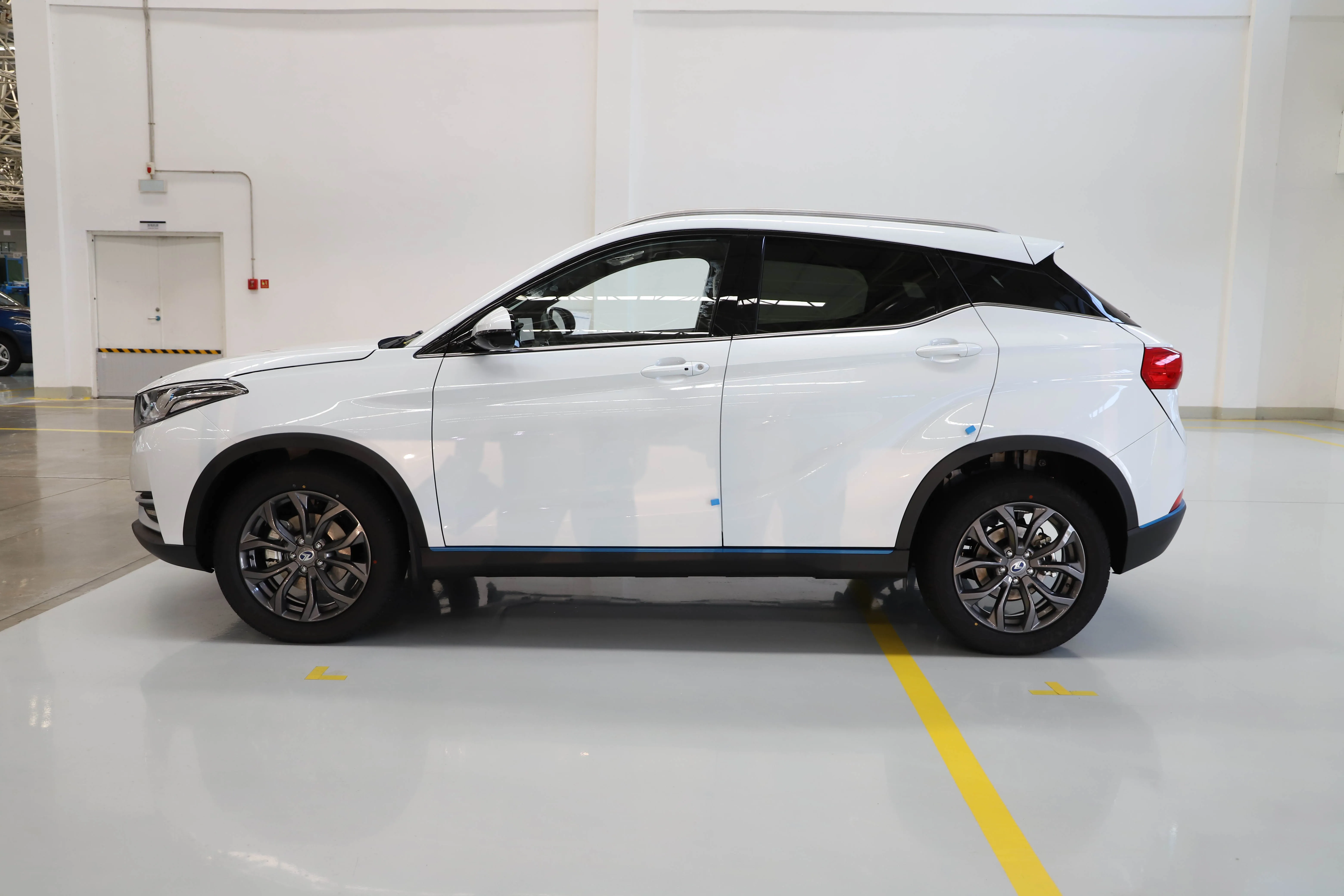 Ce Certified Seres 3 Ev Electric Vehicle Seres Fast Charge Long Range ...