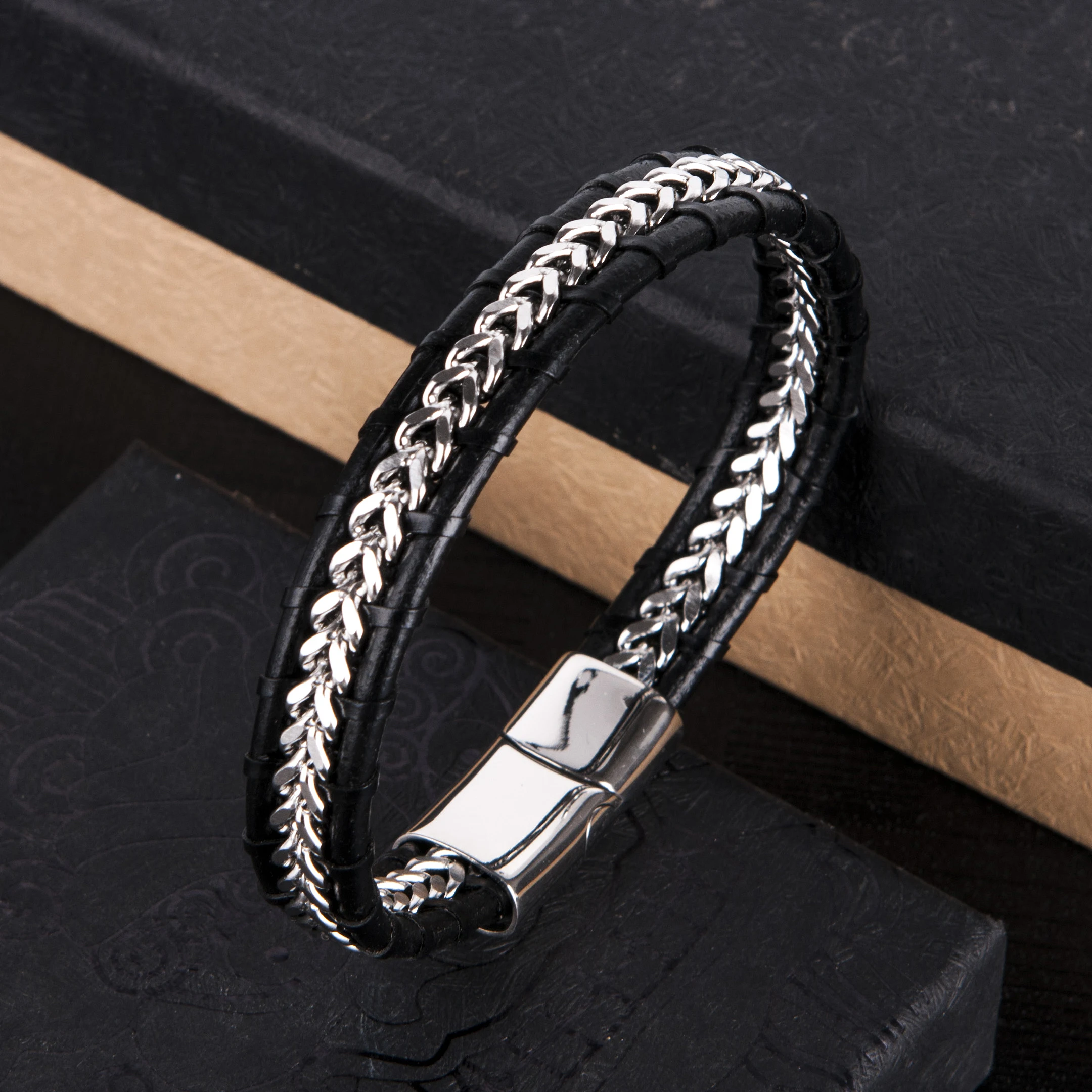 2024 Fashion Men Bangle Luxury Leather Bracelet Men Black Stainless ...