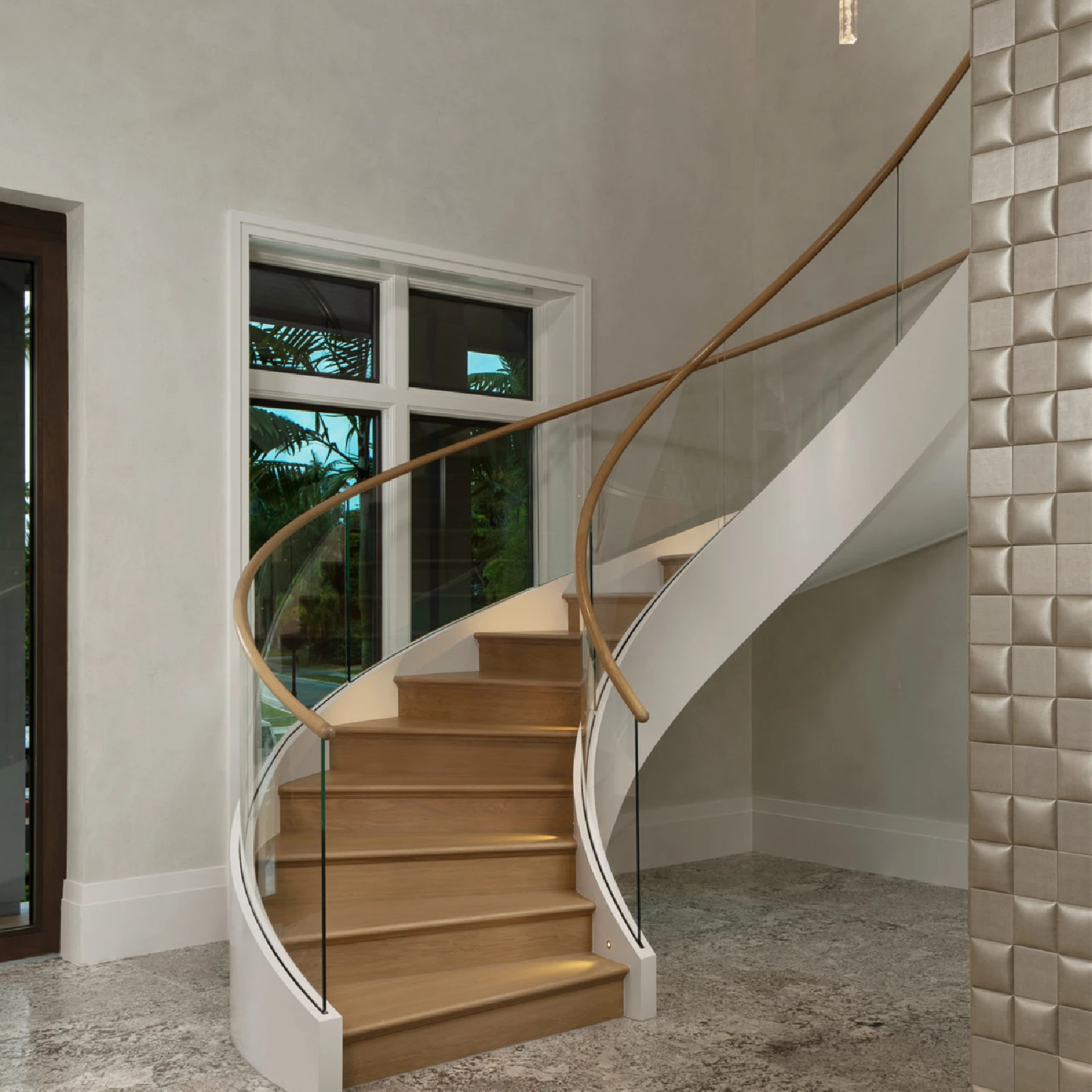 Modern Design Matte Black Steel Stringer Stained Oak Wood Step Curved ...